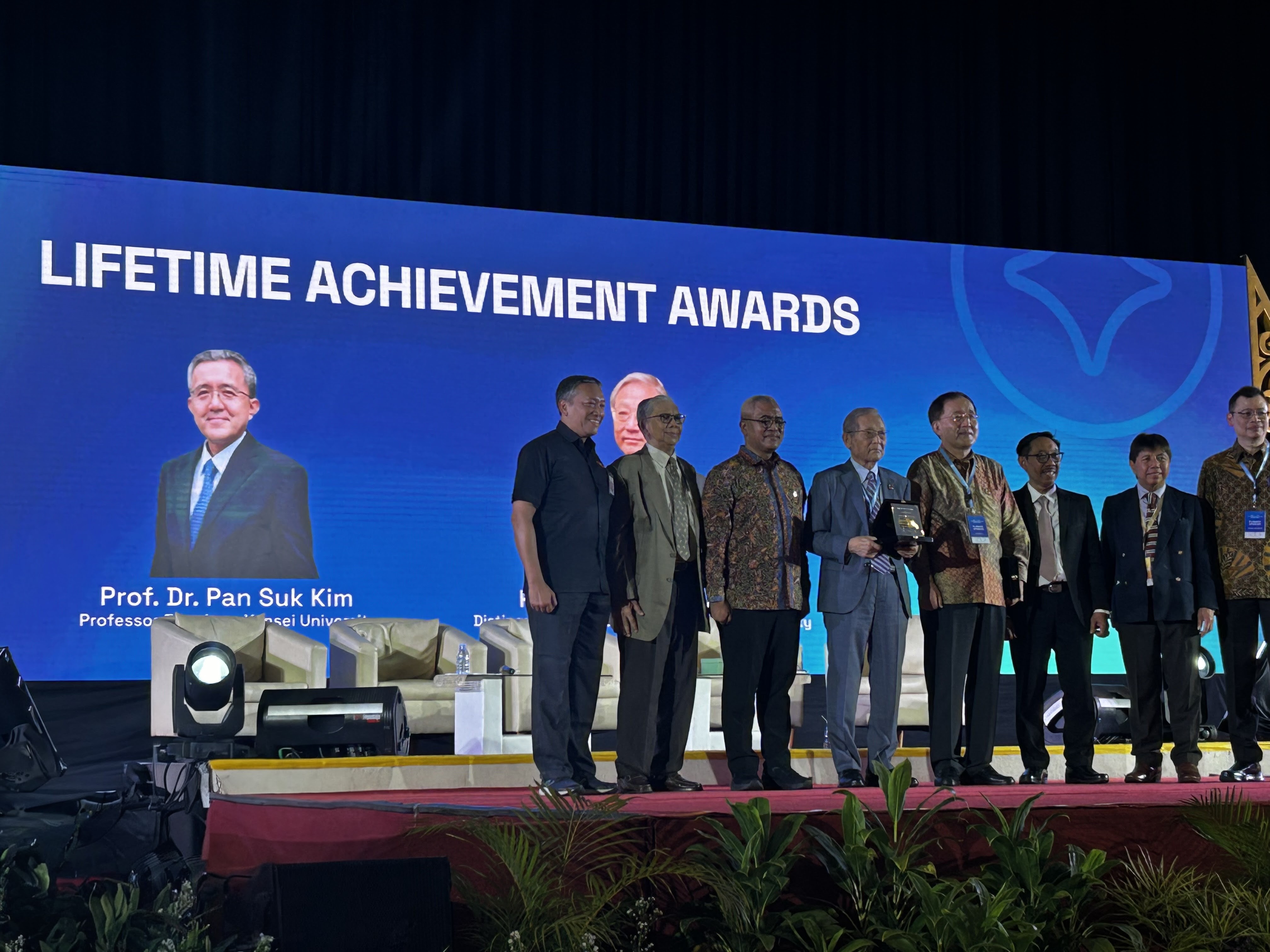 Congratulations to Dr. Pan Suk Kim, ACSH Steering Committee's Member ...